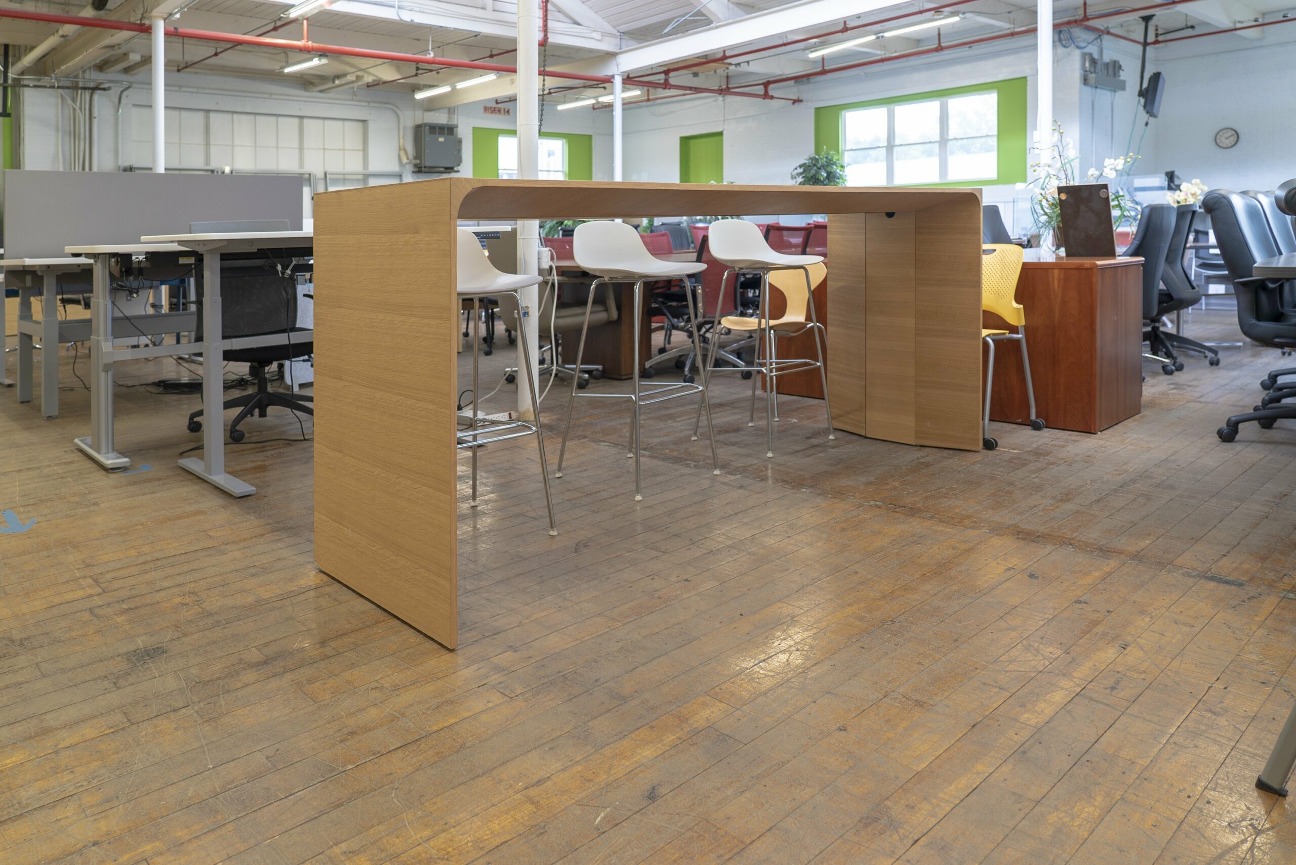 steelcase-campfire-slim-bar-height-table-2